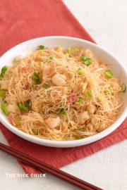 Pad Mee - The Rice Chick